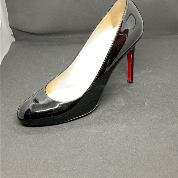 Christian Louboutin | Shoes | Christian Louboutin Use Black Heels ...